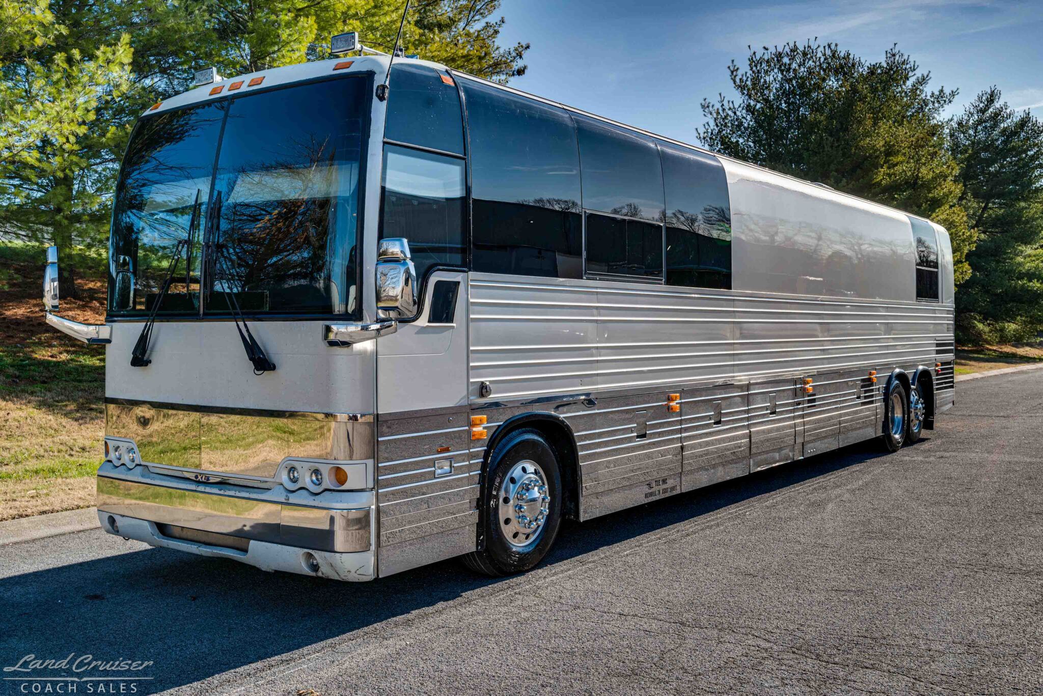 Inventory – MCI & Prevost Buses, Entertainer & Executive Coaches 4 Sale